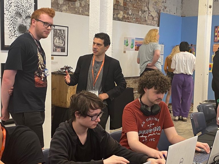 Leeds West MP Alex Sobel visits Leeds City College's Quarry Hill campus ...